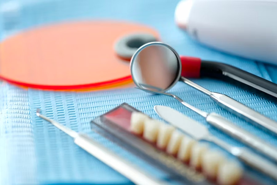 Couronne, bridge, implant : tout savoir sur les prothèses dentaires